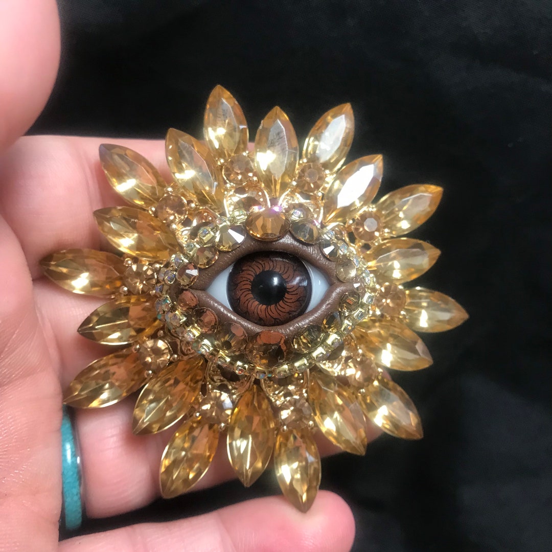 Golden Sunburst Eyeball Brooch: Vintage Style Rhinestone Art - Etsy