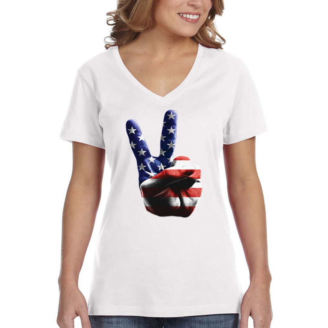 Women's American Peace Hand America Flag USA Pride 2nd Amendment Gun ...