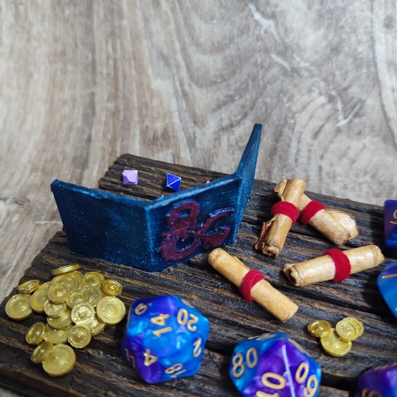 Tavern Table Dice-o-rama Dice Holder and Display, Dungeon, Hexagonal ...