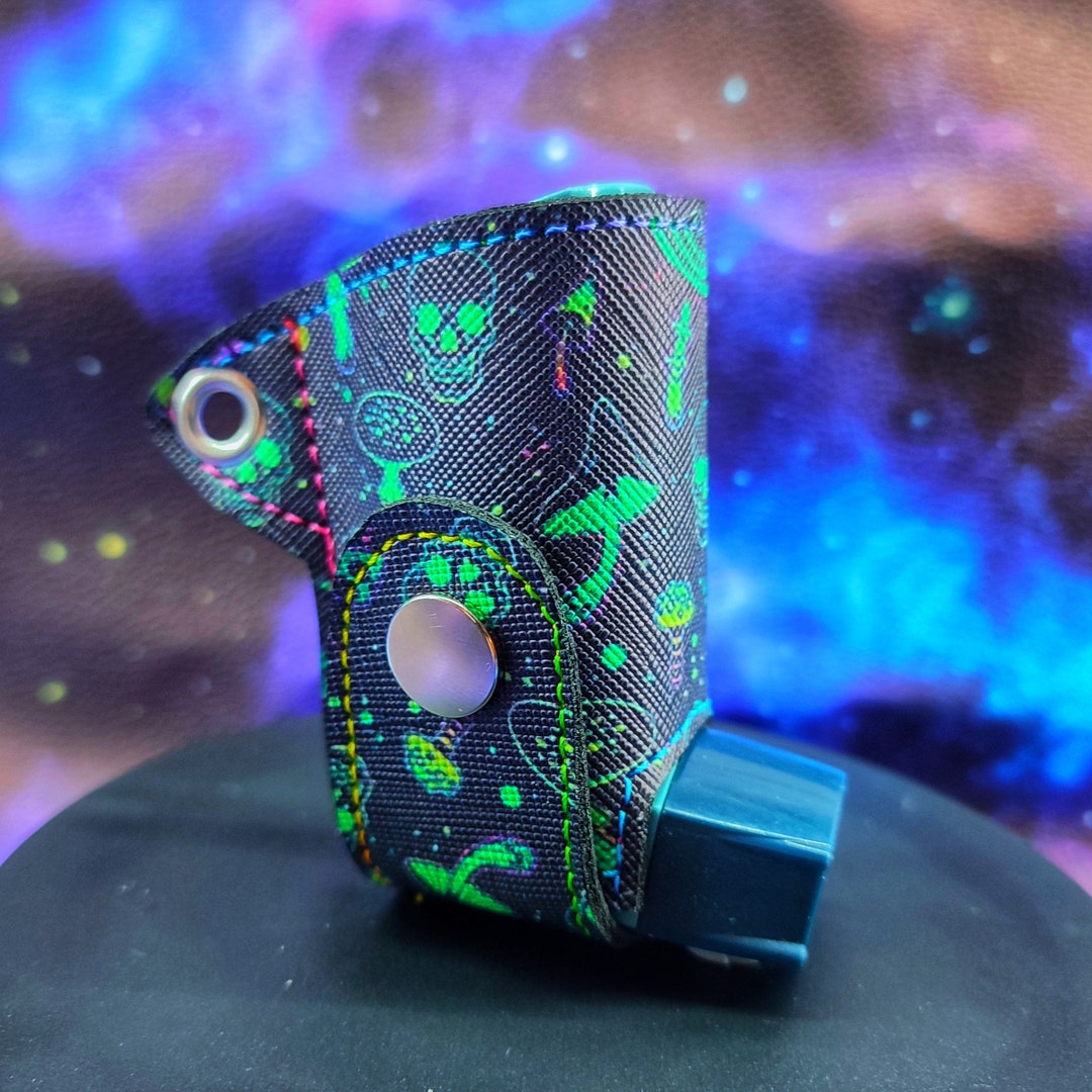 Skulls & Mushrooms Trippy Asthma Inhaler Holder Cover Keyring, Gothic ...