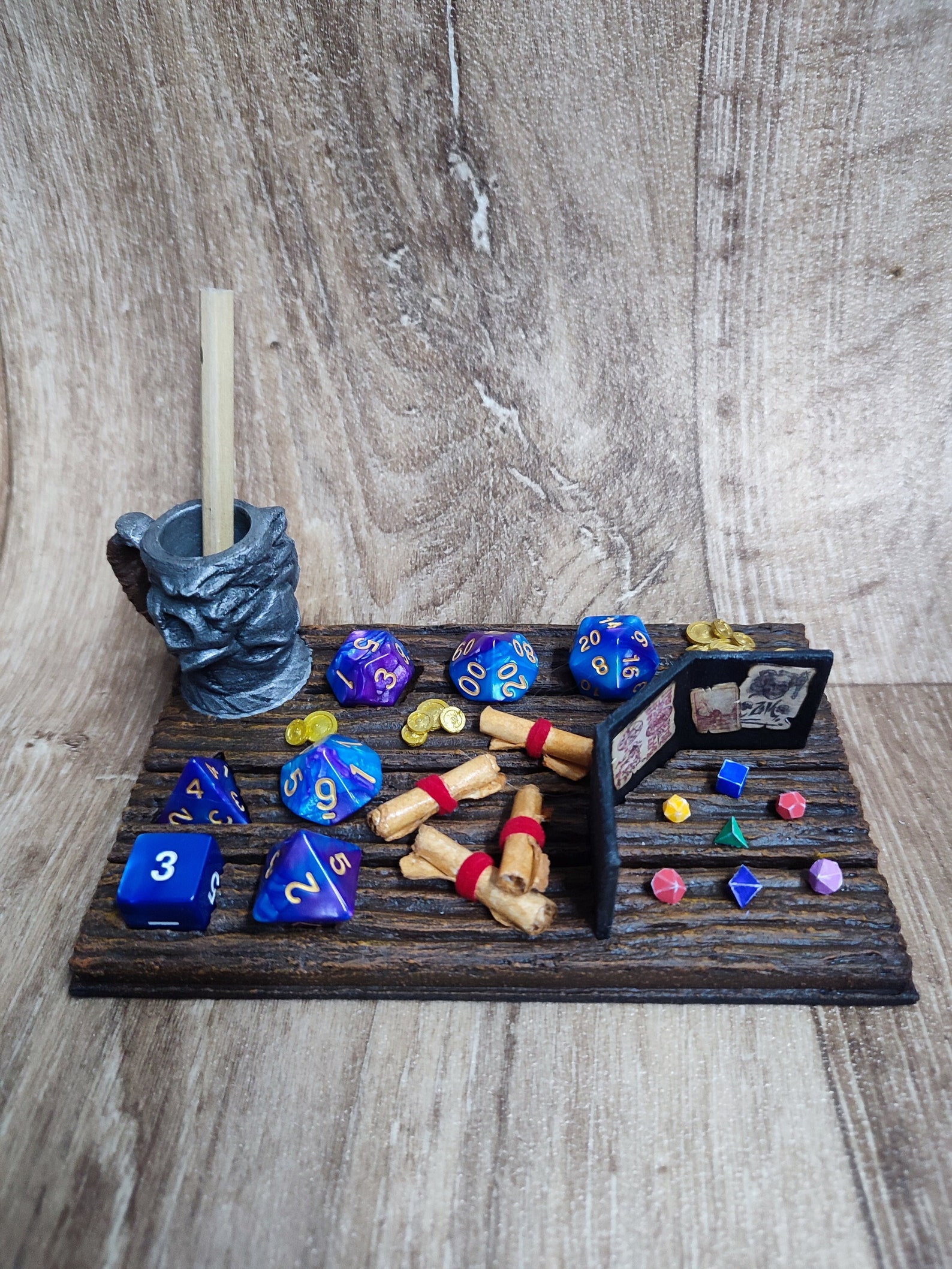 Tavern Table Dice-o-rama Dice Holder and Display, Dungeon, Hexagonal ...