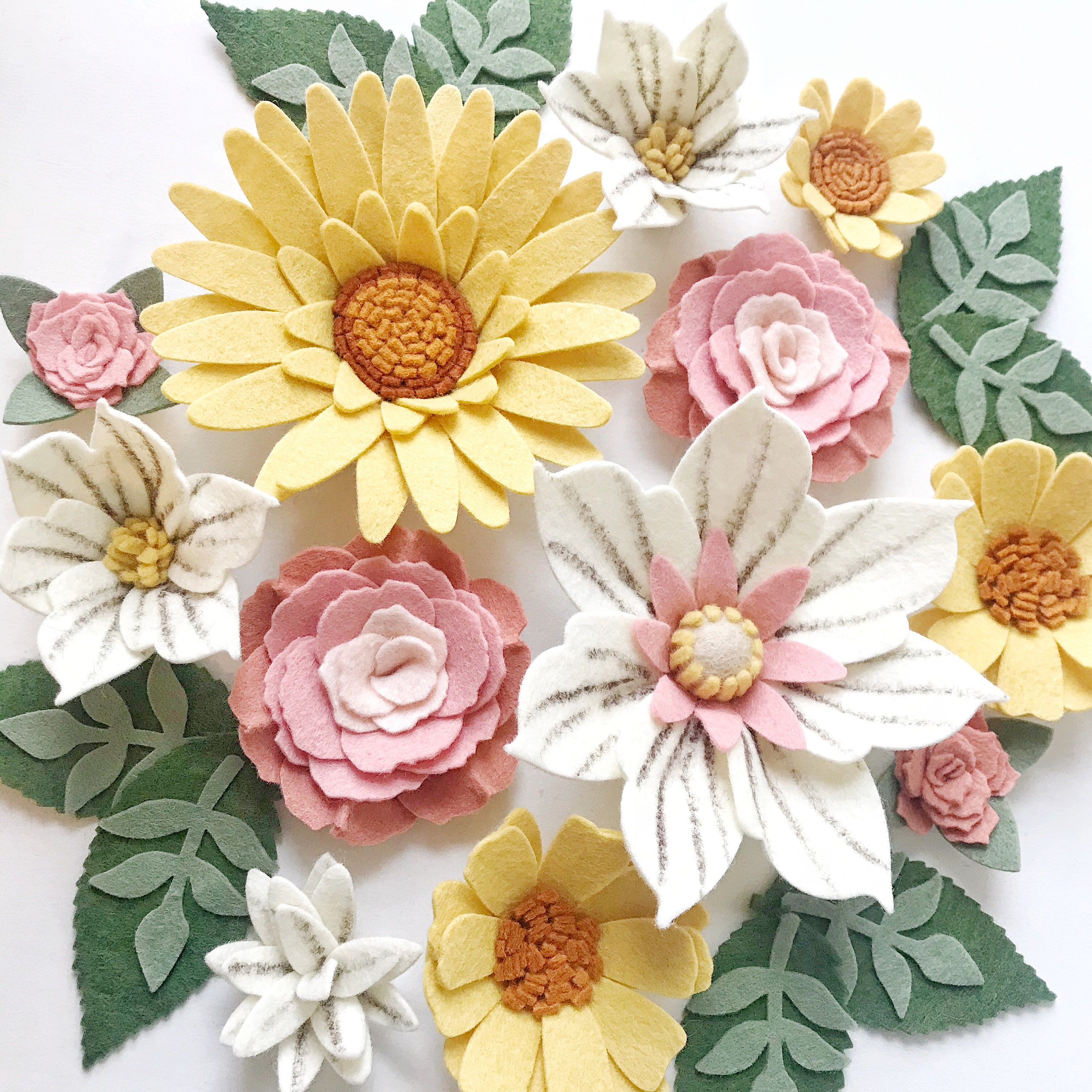 Nursery Felt Flowers / Handmade Flower / Ready to Craft and - Etsy