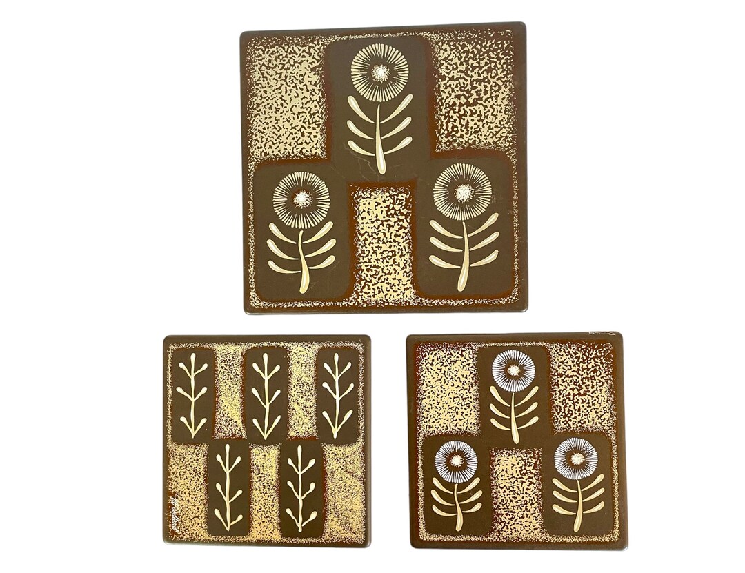 Retro Cool Set of Three Enamel on Tin METAL TRIVETS / COASTERS / Very ...