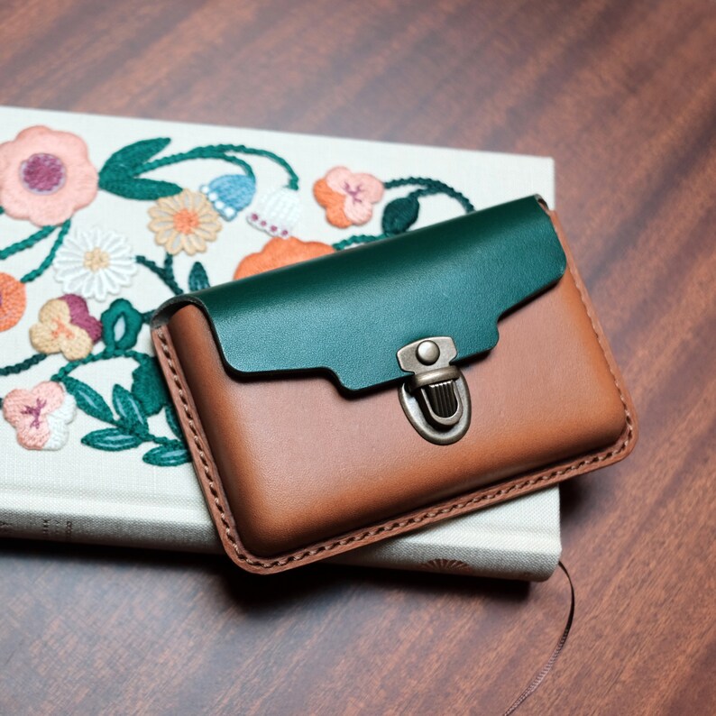 Bold Card Case old School - Etsy