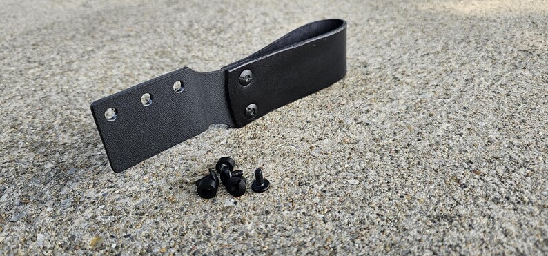 Offset Drop Leather and Kydex Belt Attachment - Etsy