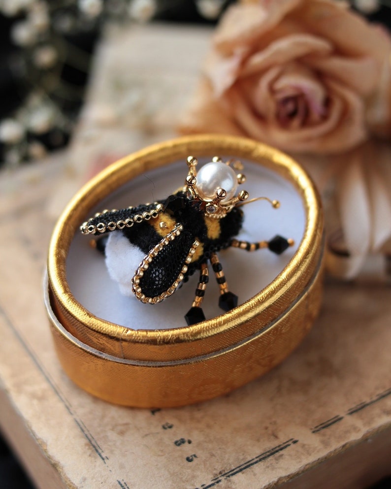 Queen Bee Brooch With Crown Embroidered Pin Insect Jewelry | Etsy