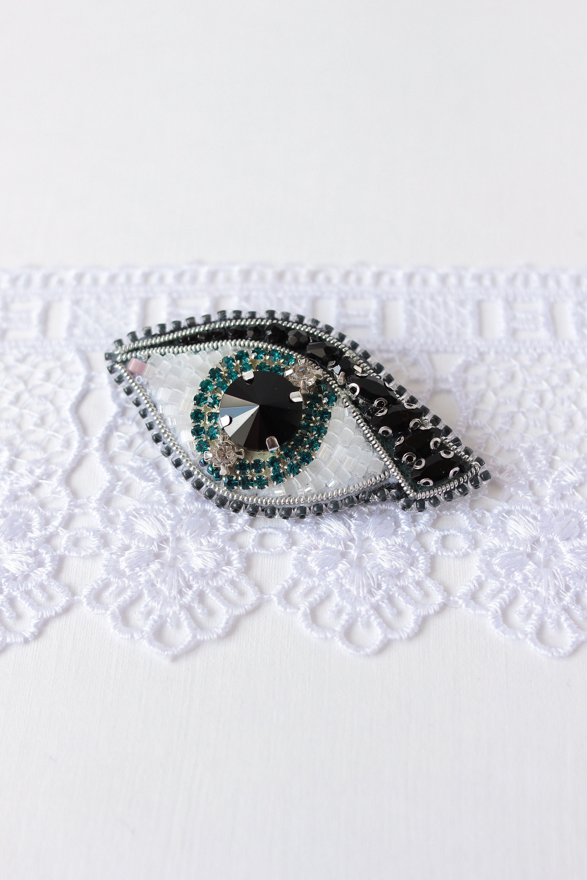 Evil eye pin embroidered brooch Kabbalah lapel pin Third eye | Etsy