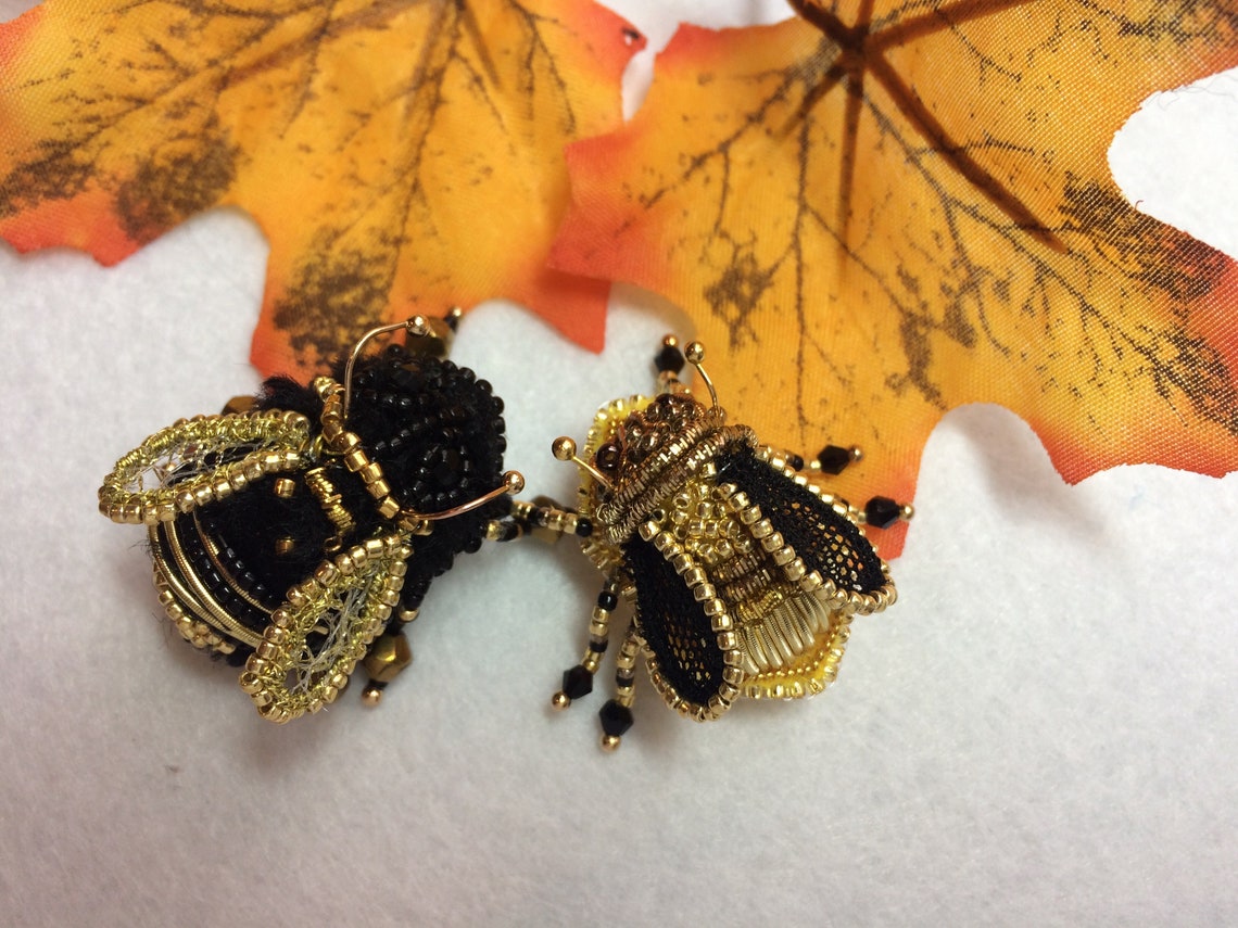 Paired bee brooches Insect jewelry Gold bee pin embroidered | Etsy