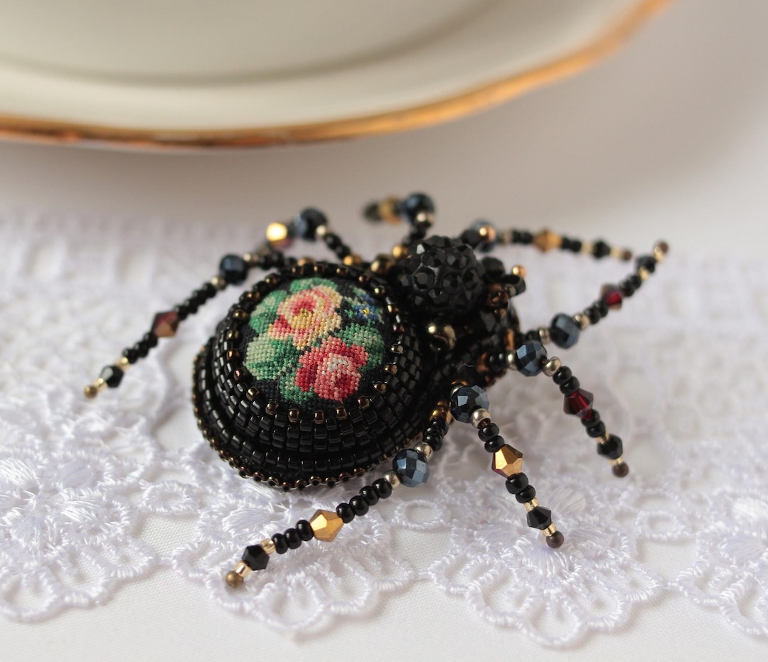 Spider Brooch For-girlfriend Beaded Insect Brooch Embroidered Brooch - Etsy