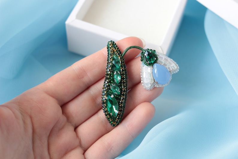 Snowdrop pin Embroidered brooch Spring Flower jewelry | Etsy