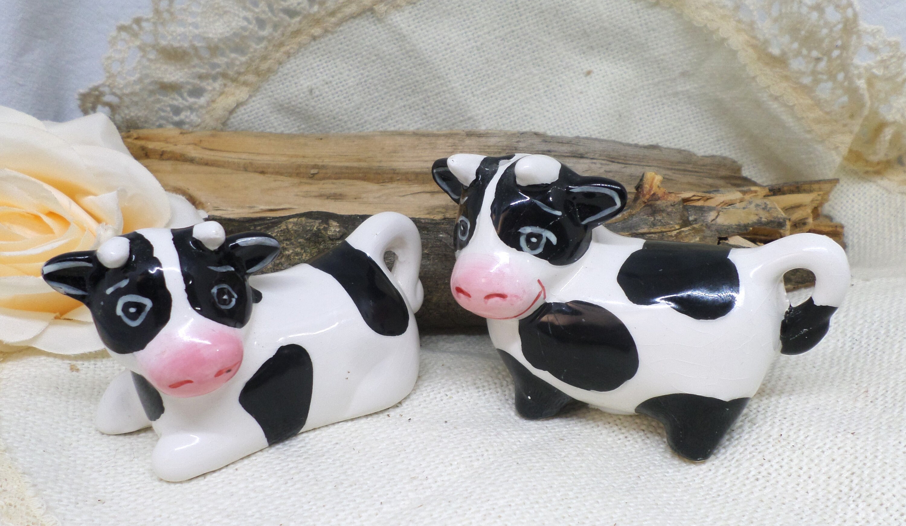 Vintage Salt and Pepper Two Cows, Black and White Salt Pepper, Rural ...