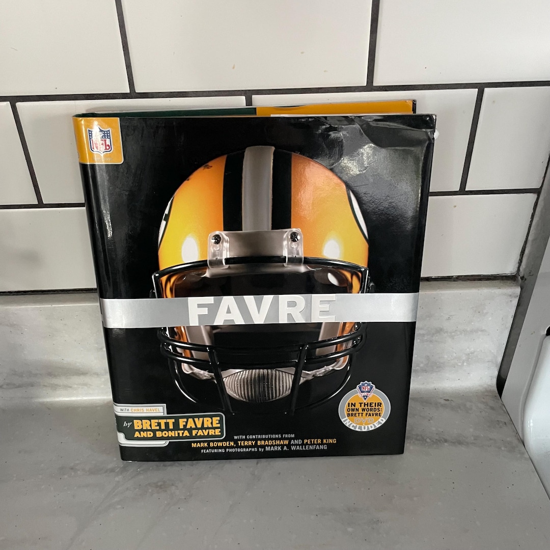 C 2004 Book, "favre", Brett Favre Autobiography. Hardcover, 246pp., EXC ...