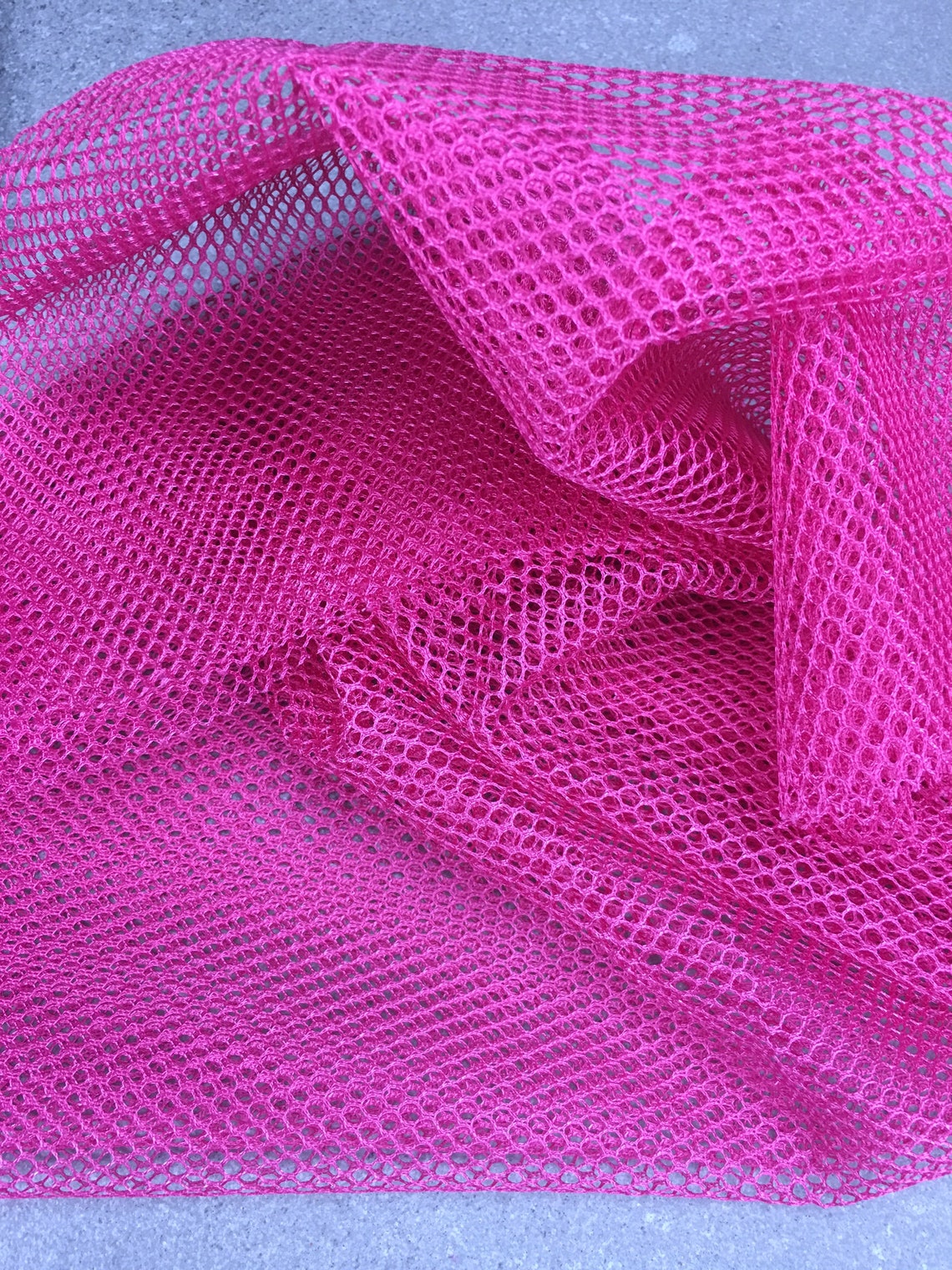 By Annie Mesh Stoff Fabric Netzstoff byAnnie - Etsy.de