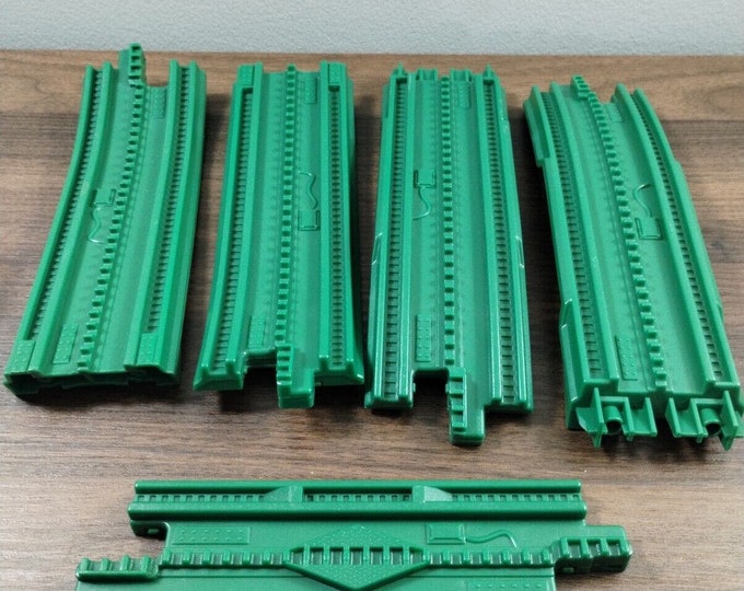 Geotrax Rail & Road System Replacement Train Track Piece Green Curve ...