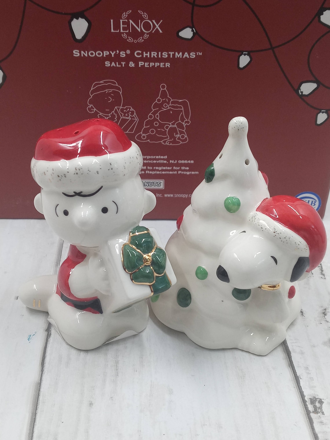 Lenox Peanuts Christmas Charlie Brown & Snoopy Salt and Pepper | Etsy
