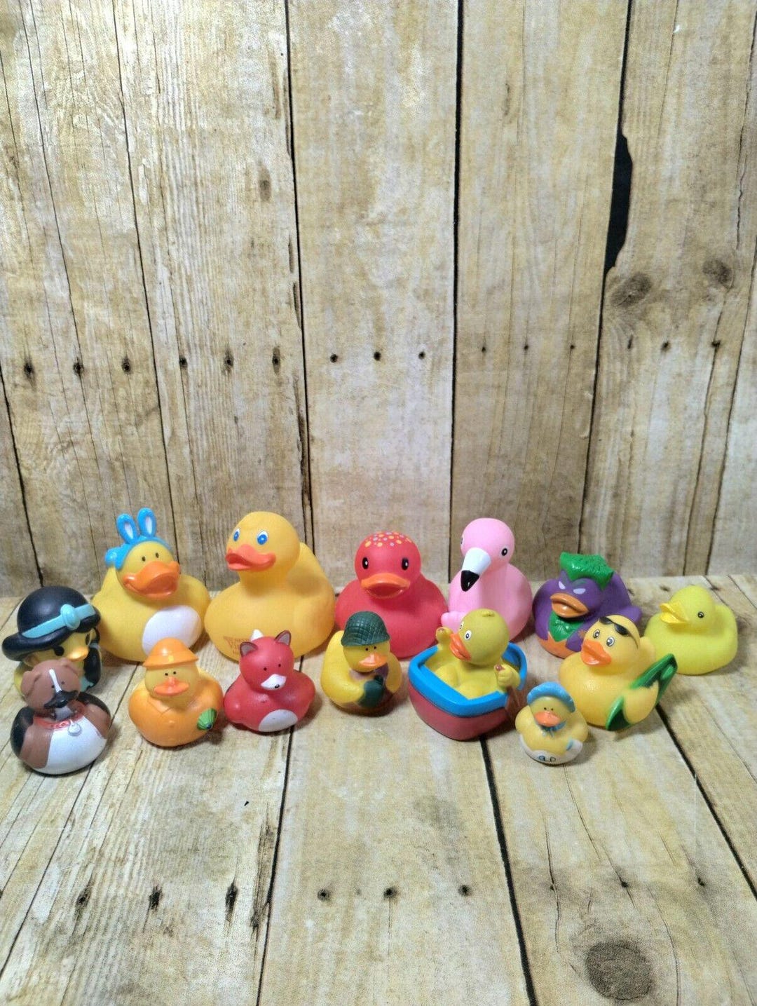 14 Vtg Rubber Ducks Fox Surfer Joker Aladdin Dog Flamingo Rowboat ...