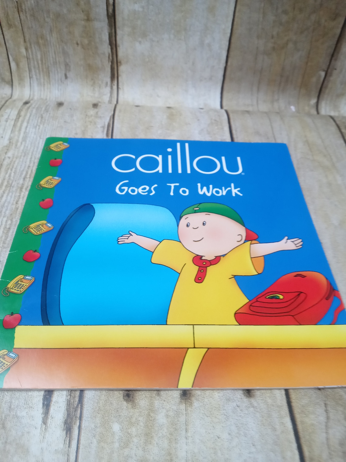 Caillou Softcover Books PBS Kids TV Show Set of 7 Childrens - Etsy France
