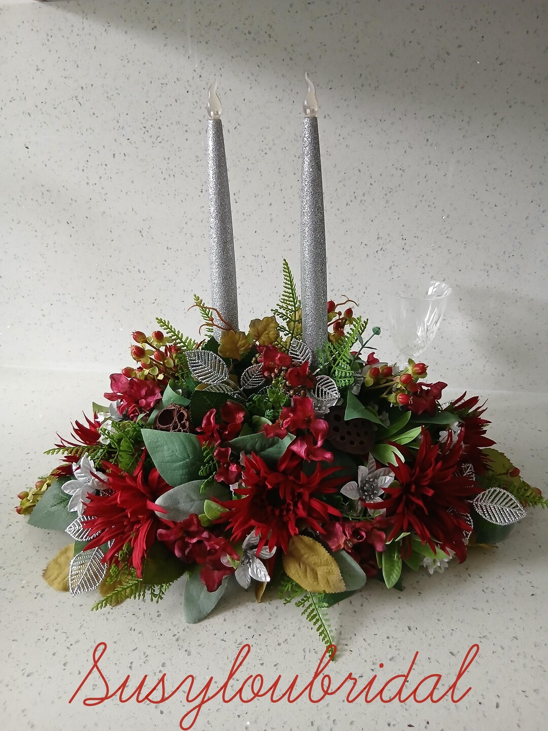 Luxurious Christmas Table Centerpiece in Red, Green & Silver With ...