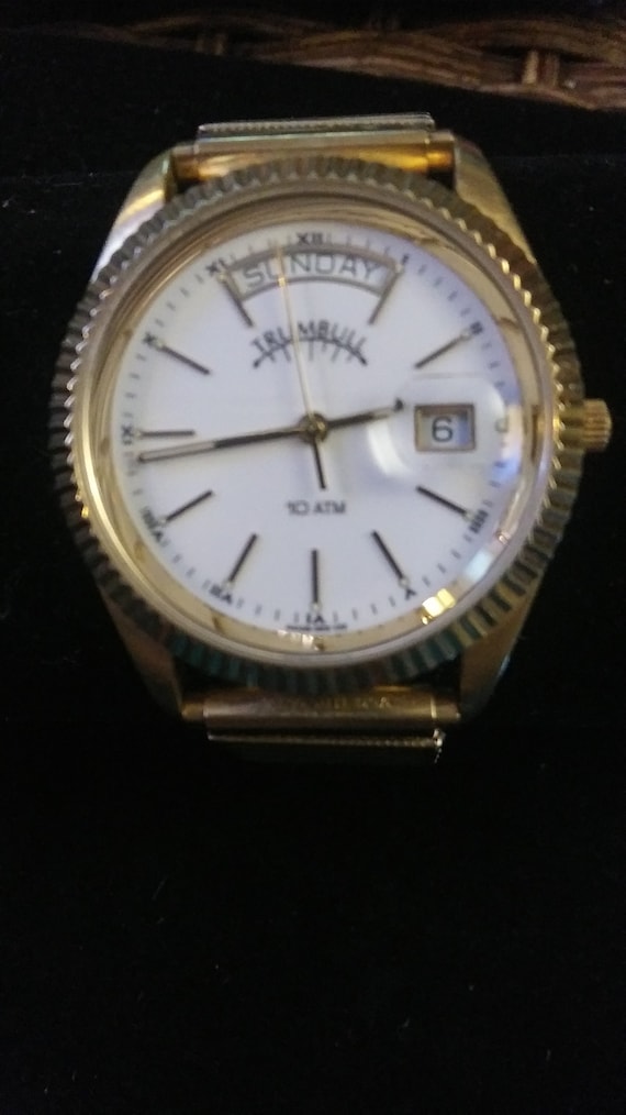 Vintage TRUMBULL Calendar Watch White Face Analog wit… - Gem