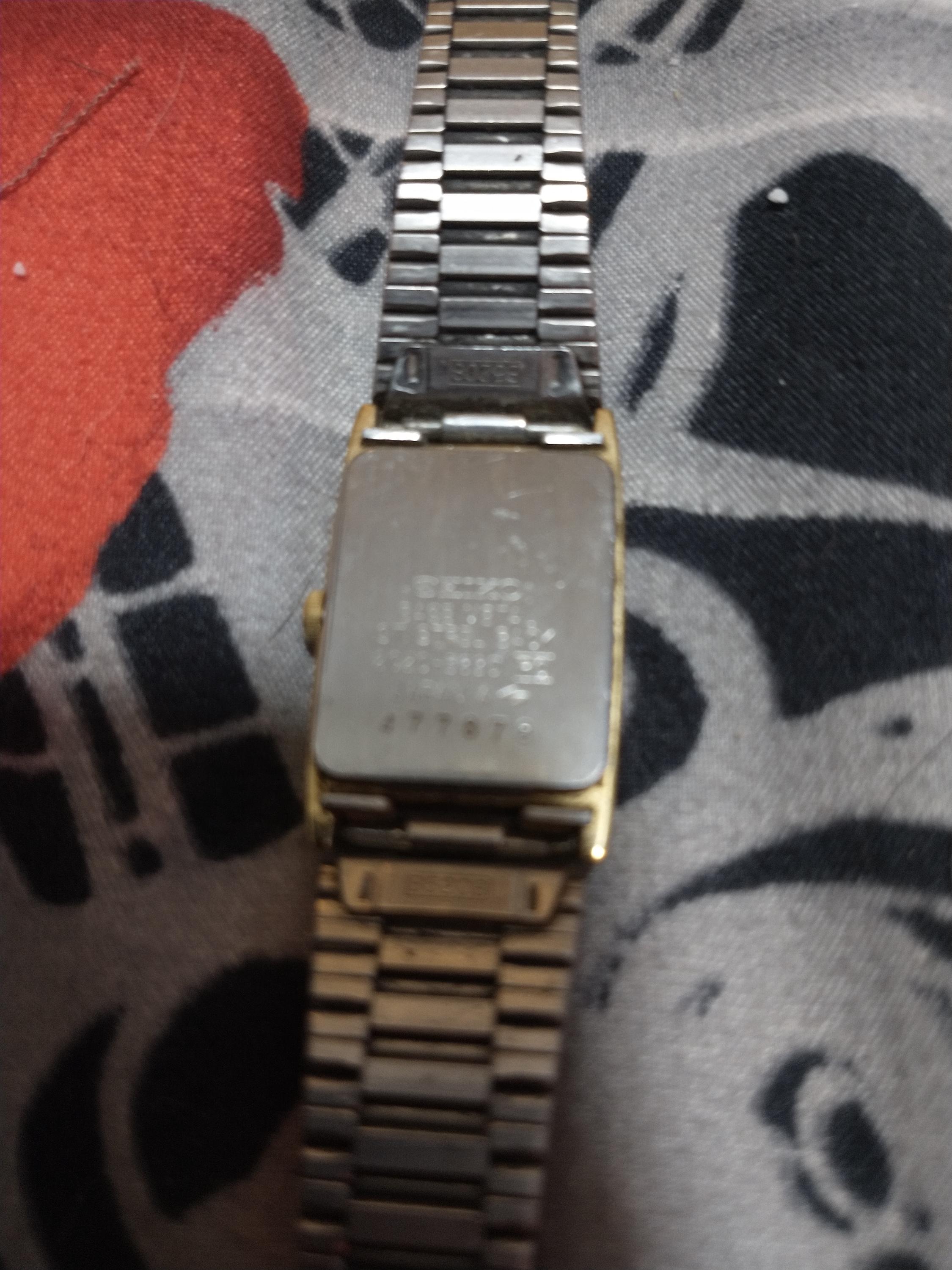 Women's Gold Tone Seiko Tank Watch With Gold Face runs Great! - Etsy