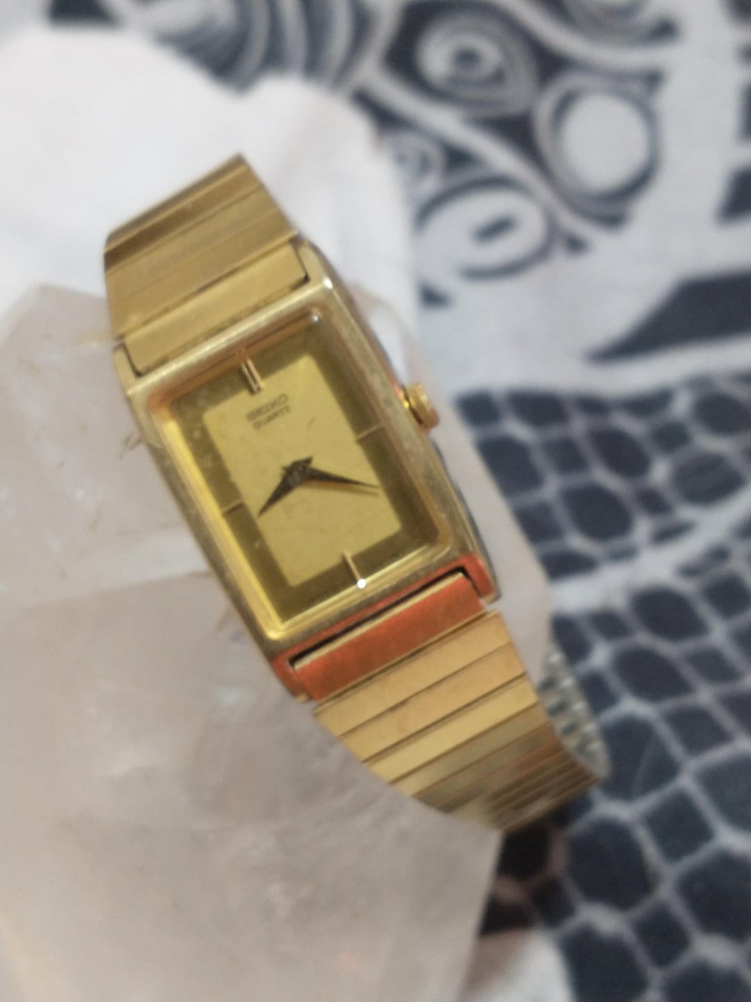 Women's Gold Tone Seiko Tank Watch With Gold Face runs Great! - Etsy