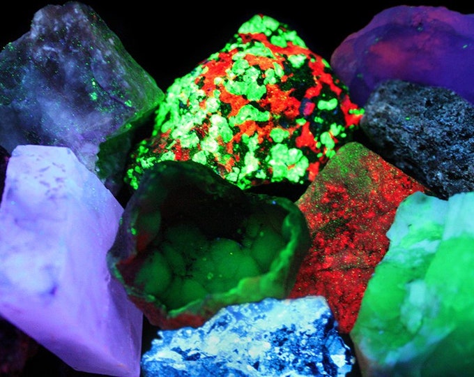 Set of 10 Medium Sized UV Short Wave Reactive Fluorescent Mineral Rock ...