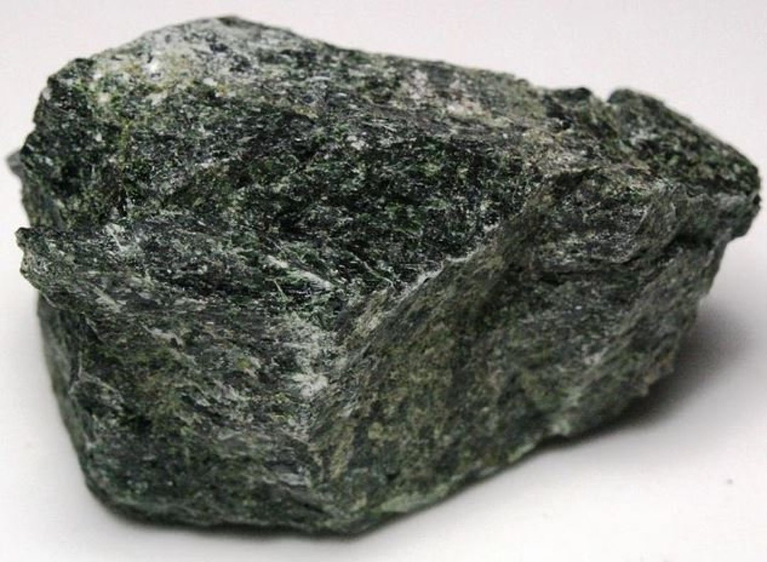 Augite Cleavable Inosilicate Mineral - 10 Unpolished Rock Specimens ...