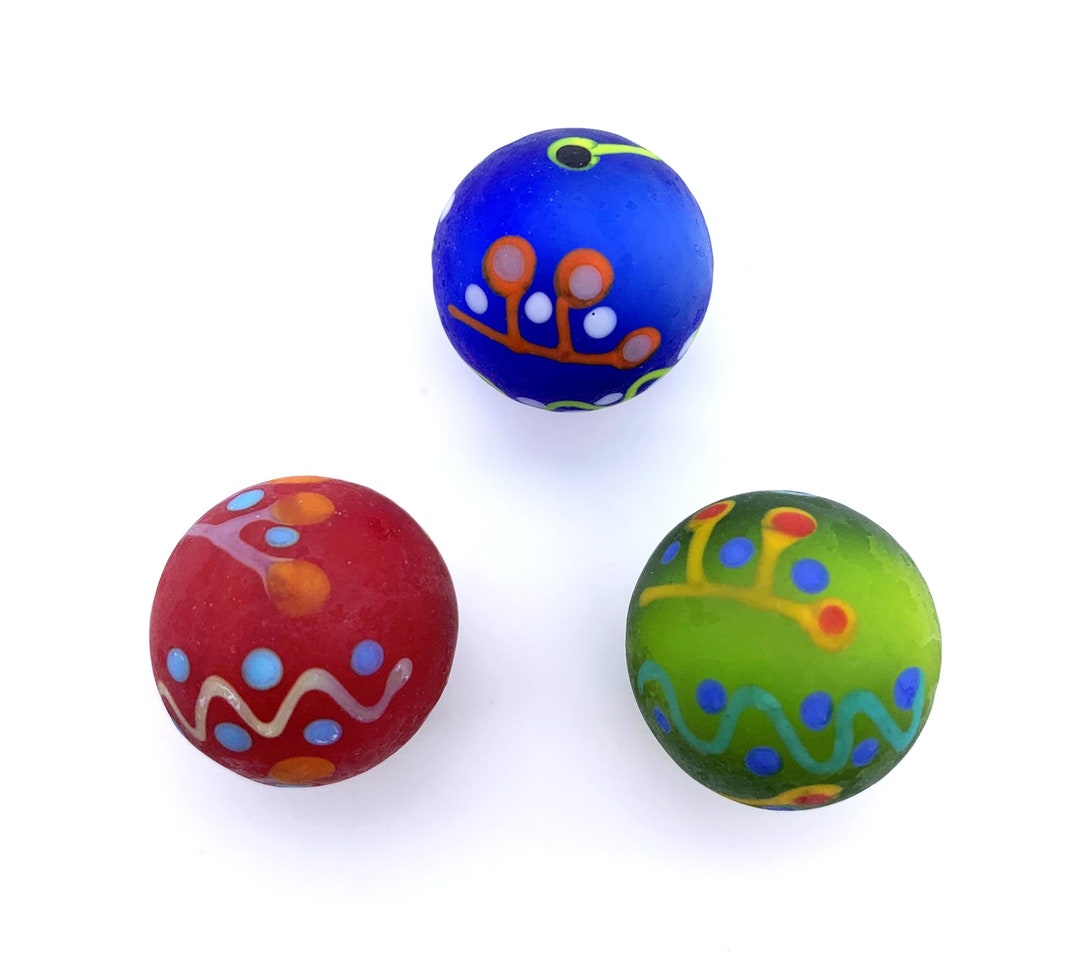 New for 2021! "inca" 22mm Handmade Art Glass Shooter Marbles W Stands ...