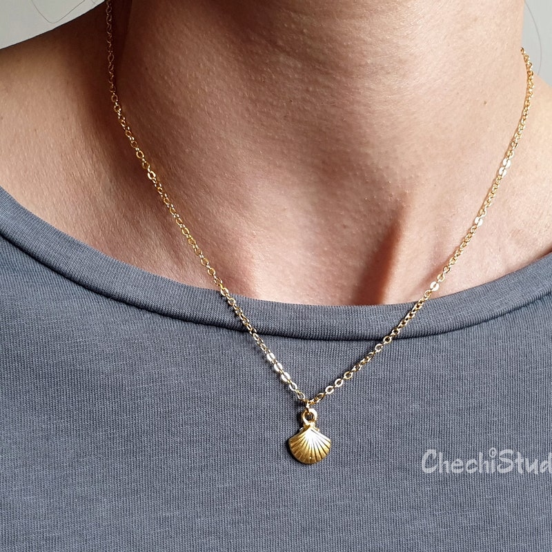 Gold Shell Necklace - Etsy