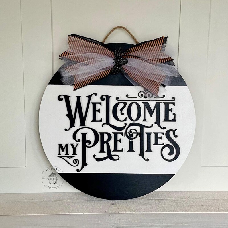 Halloween Signs Round - Etsy