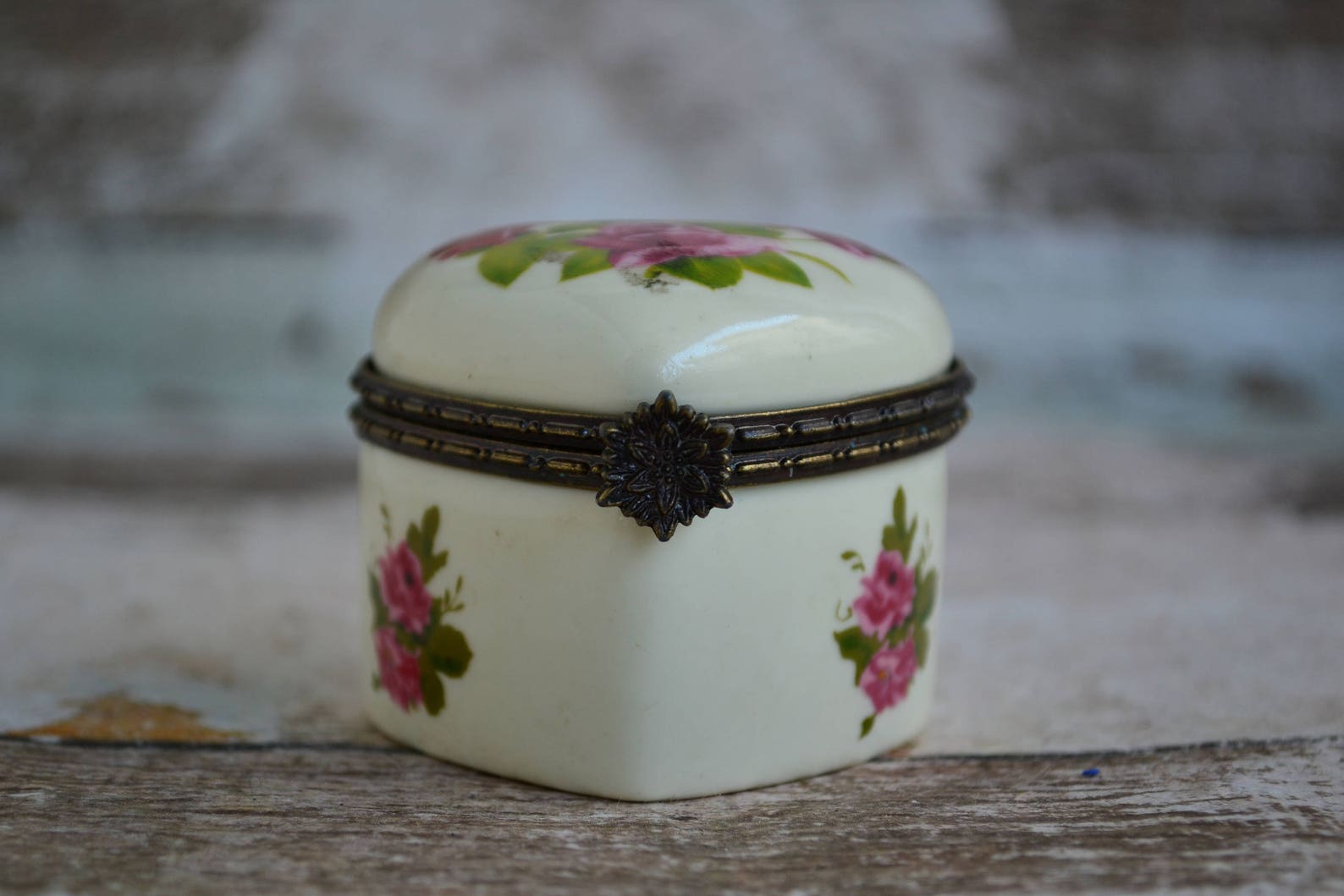 Vintage Porcelain Box.jewelry Box.trinket Box.mini Floral - Etsy