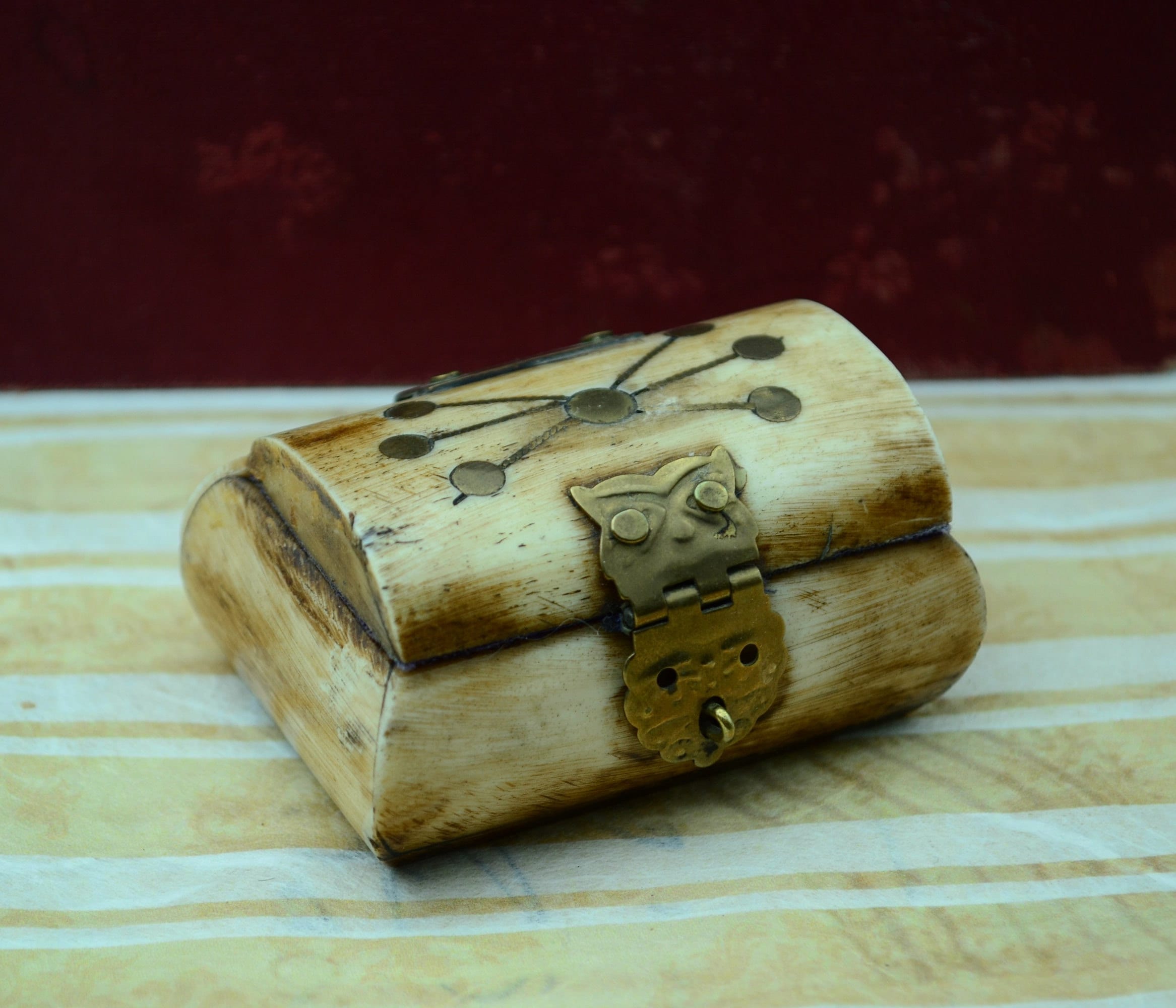 Vintage Bone Box.bone Box.jewelry Box.trinket Box.boudoir Décor.brass ...