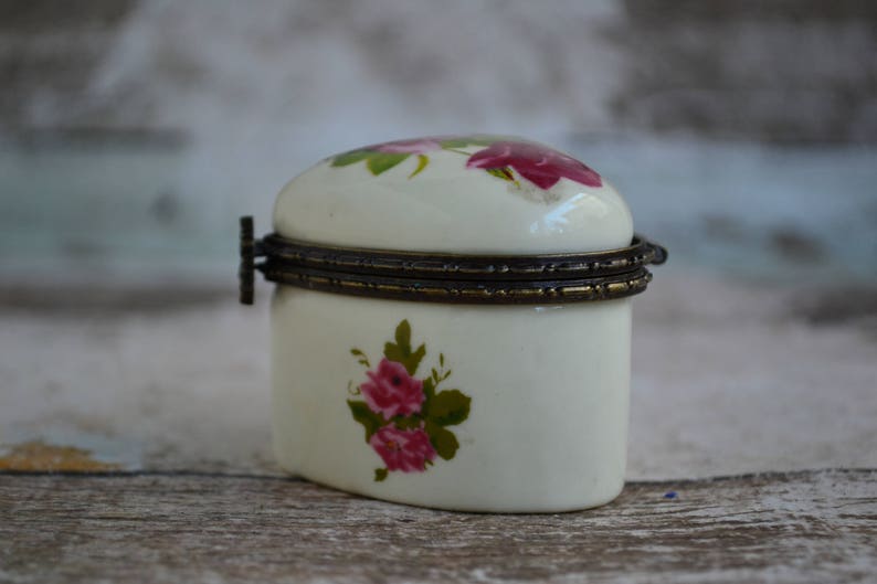 Vintage Porcelain Box.jewelry Box.trinket Box.mini Floral - Etsy