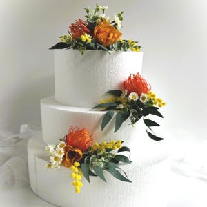 Wedding Cake Topper Flower Arrangements Australian Native Flowers ...