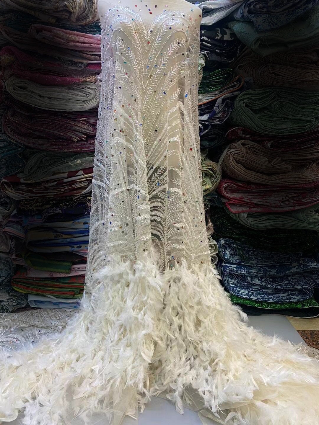 Luxury Heavy Beaded Lace Fabric , White Feather Lace Fabric With ...