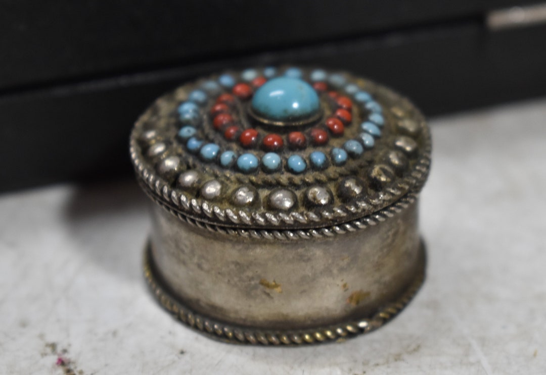 Vintage Collectible Beautiful Design Pill/medicine Box,case-jewel ...