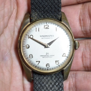 Vintage Windmaster Antimagnetic 21 Unbreakable Spring Waterproof Watch ...