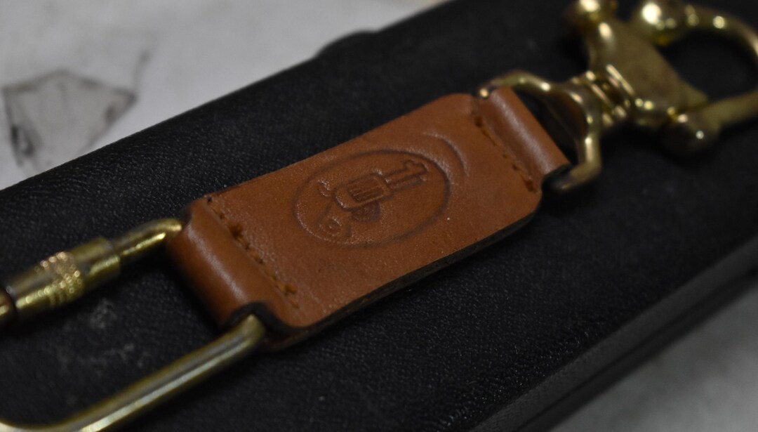 Vintage Collectible Beautiful Design Key Chain-keys Accessory-leather W ...