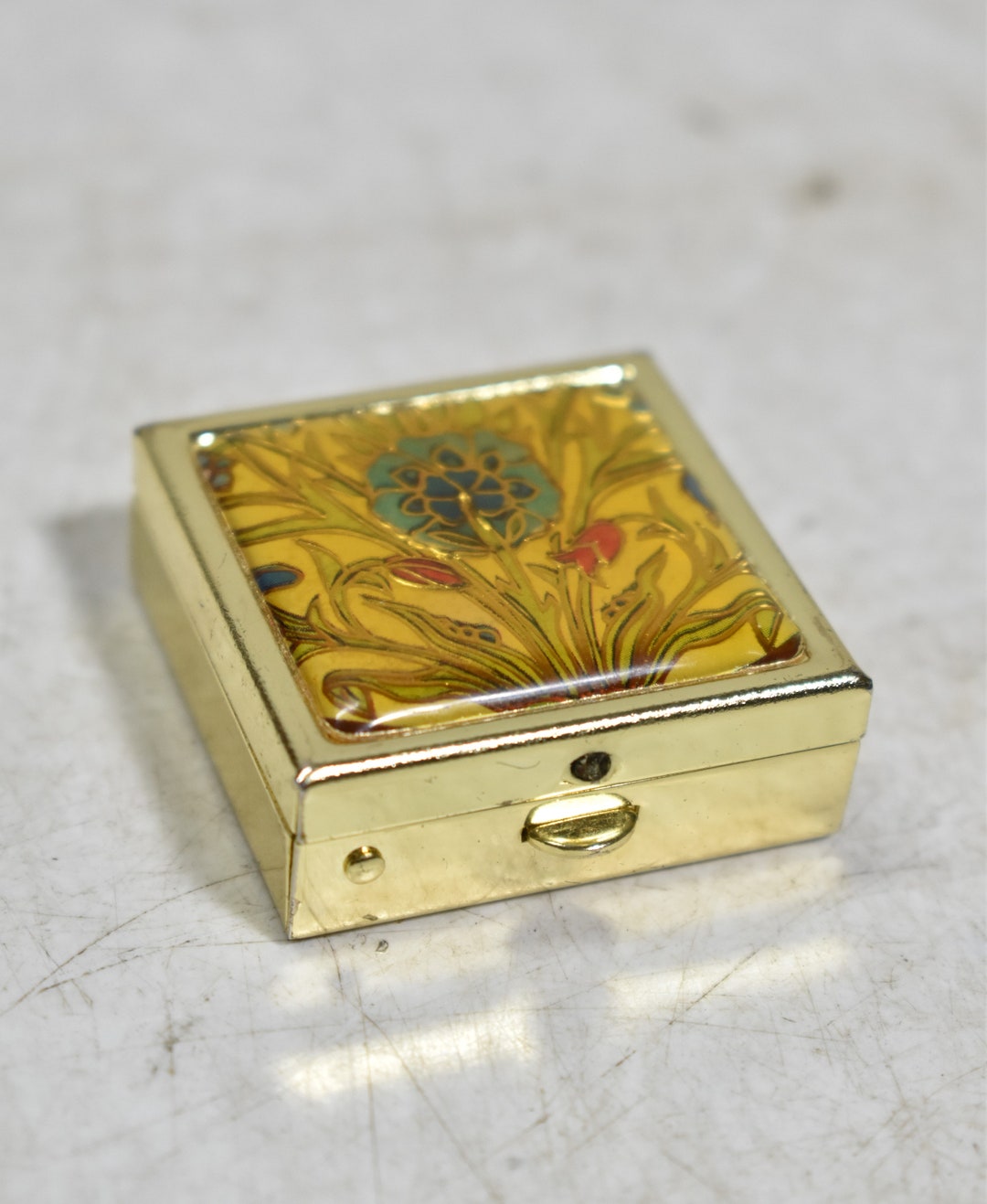 Vintage Collectible Medicine Pill Box,case-beautiful Design Pill Box ...