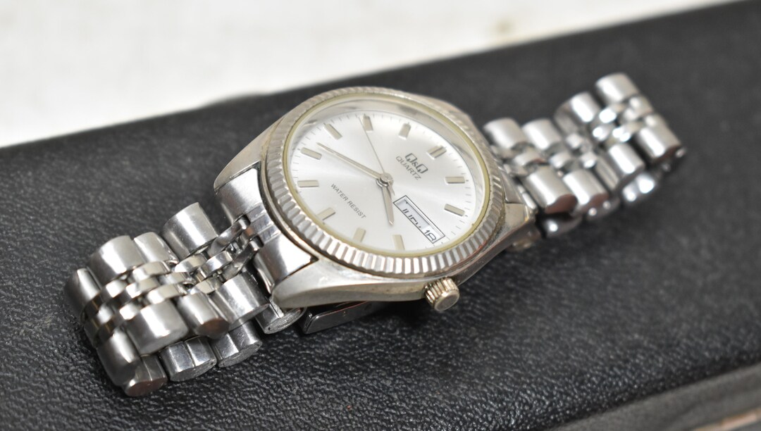 Vintage Collectible Q&Q Watch Quartz Water Resistant Japan Movt ...