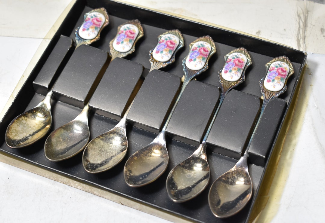 Beautiful Collectible Set of 6 Kitchen Decor Spoons-6 Spoons Stainless ...