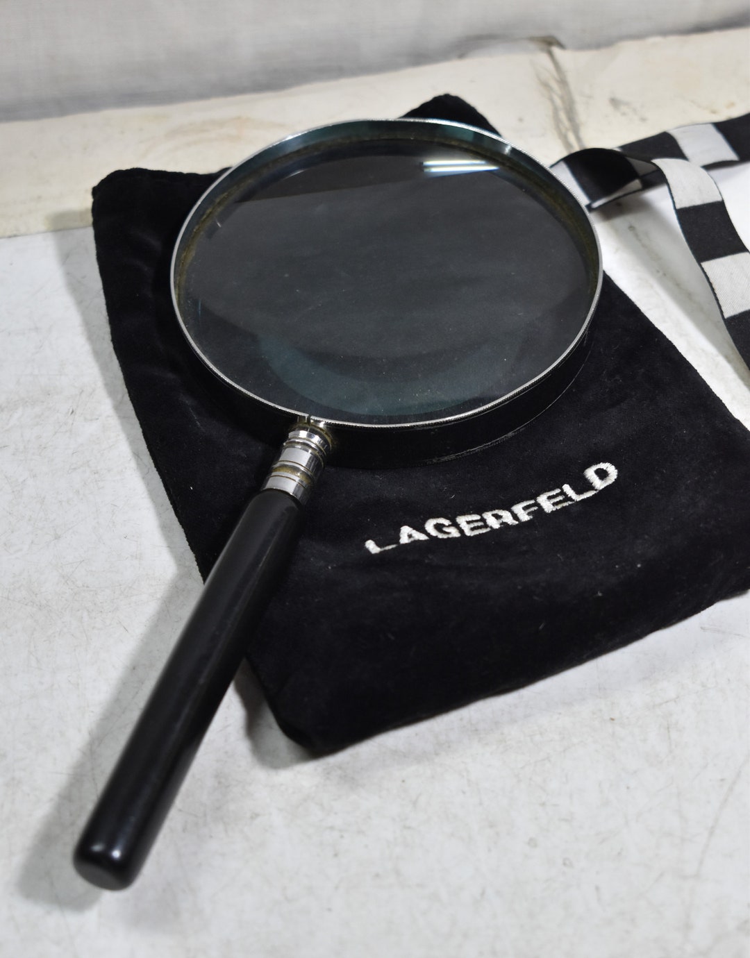 Vintage Collectible Magnifying Lens Lagerfeld Tool Reading Magnifying ...