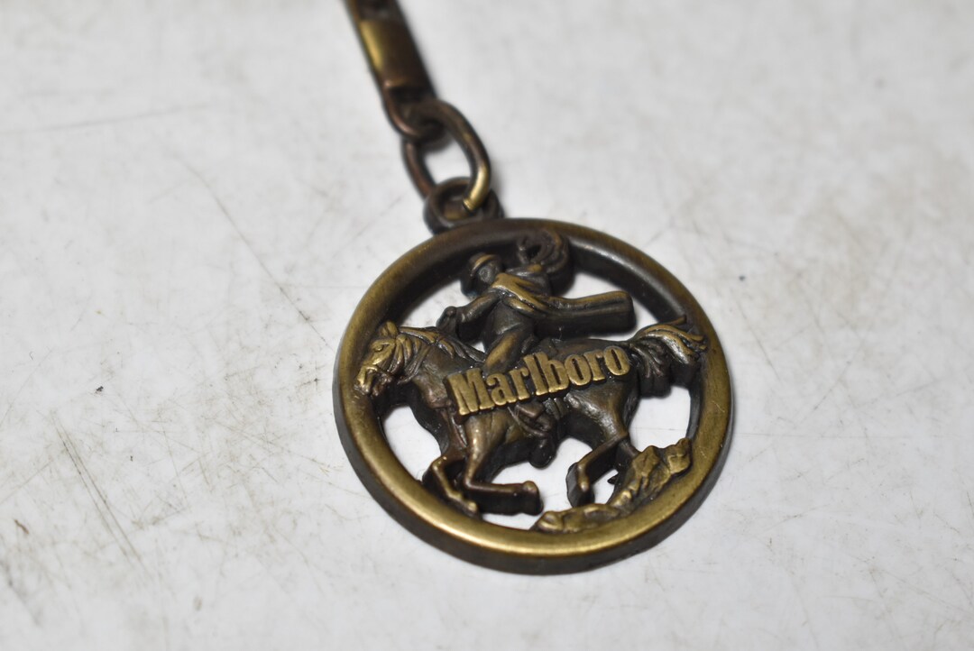 Vintage Collectible Metal Advertising Key Chain-advertising Cigarette ...