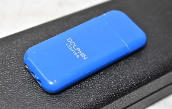 Dolphin lighter store