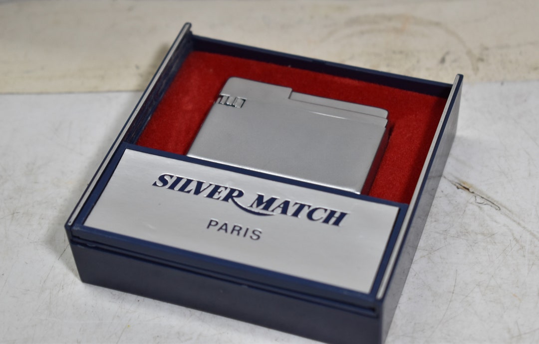 Vintage Collectible Beautiful Design Tobacco Silver Match Lighter-paris ...