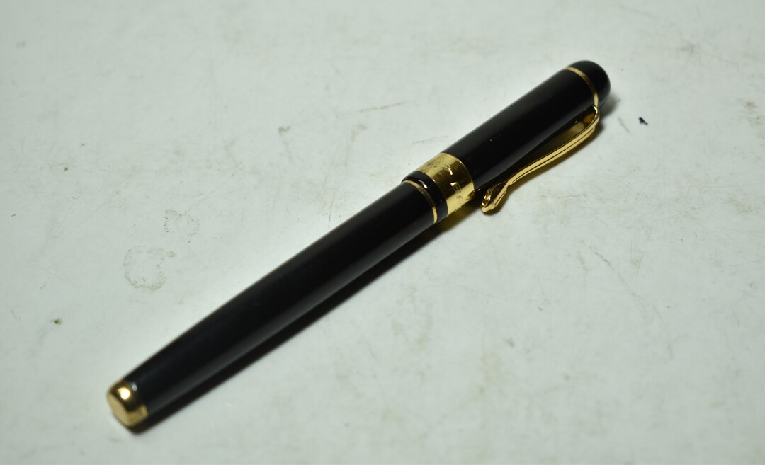 Vintage Collectible Ballpoint-pen Baoer 500-black Color Pen - Etsy