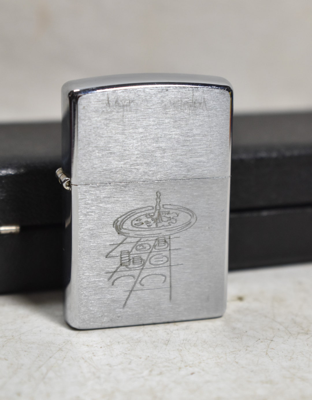 Vintage ZIPPO 04 Lighter Made in U.S.A Engaved Roulette-tobacco ...