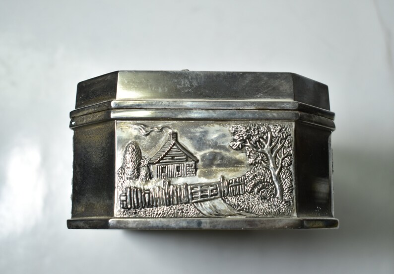 Vintage Collectible Metal Box W/beautiful Design-empty Box for - Etsy