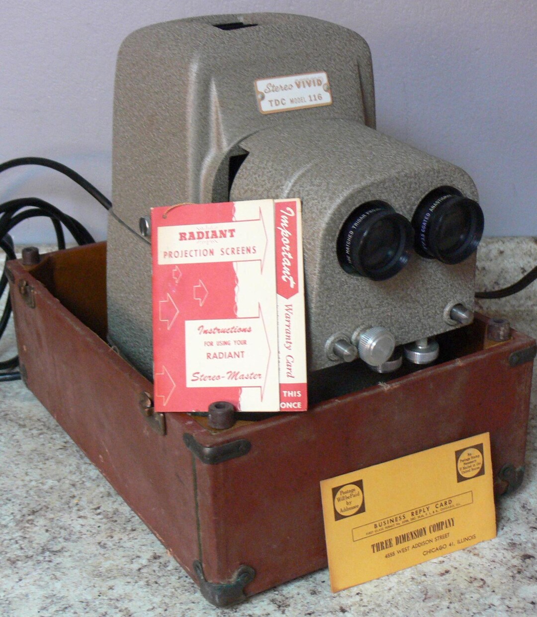 TDC STEREO VIVID Model 116 Projector for Realist 3D Slides + Case ...