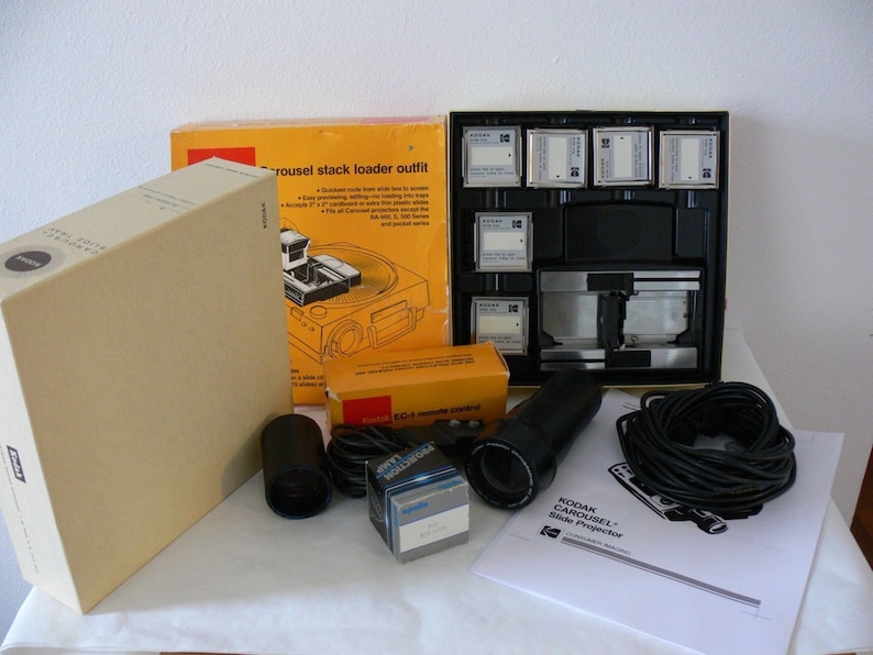 Vintage Bundle Kodak Carousel 5400 Slide Projector W/remote,tray,extra ...